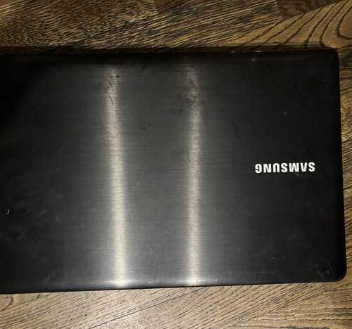 Ноутбук Samsung NP355E5C