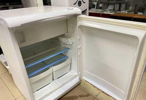 Холодильник Indesit TT 85 85 см 106л \84
