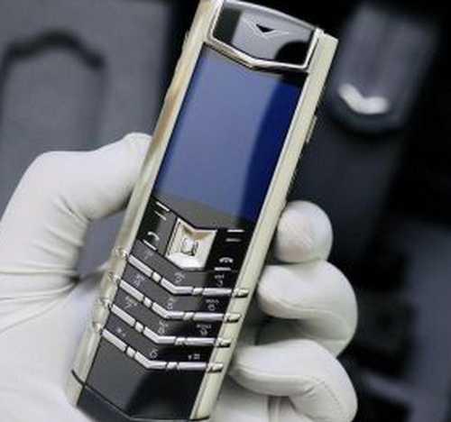 Vertu Signature S Design Stainless Steel, 4 ГБ