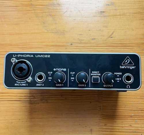 Звуковая карта behringer u phoria umc22