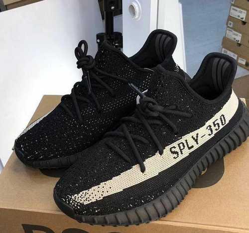 Adidas Yeezy Boost 350 V2 Oreo