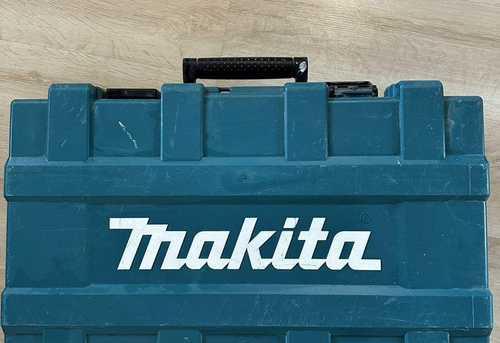 Перфоратор Makita HR4003C