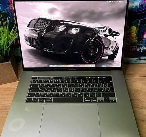 Macbook pro 16 2020 i7 Классный