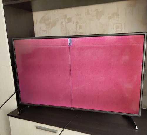 Телевизор LG 42LF562V