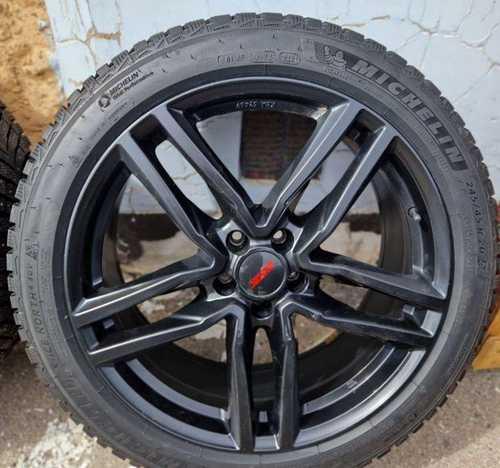 Колеса зимние 245/45 R20 (резина Michlen, диски)