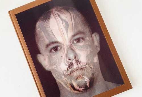 Книга Alexander McQueen:Savage Beauty