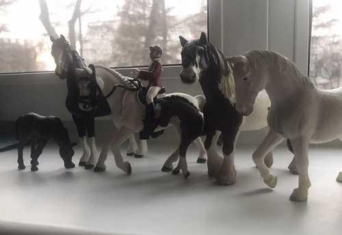 Фигурки лошадей schleich