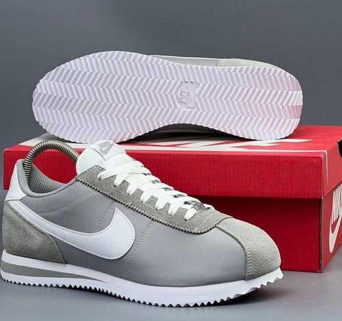 Кроссовки Nike Cortez