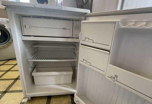 Холодильник маленький бирюса -8с