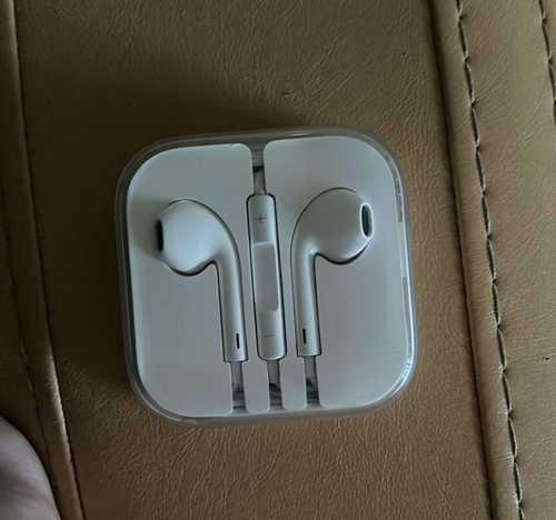 Наушники apple earpods lightning