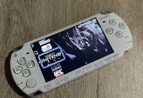 Sony PSP 32 гб прошитая 40 игр