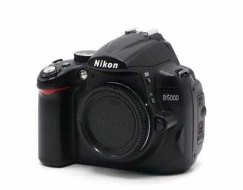 Nikon D5000 body б/у (пробег 22575 кадров)