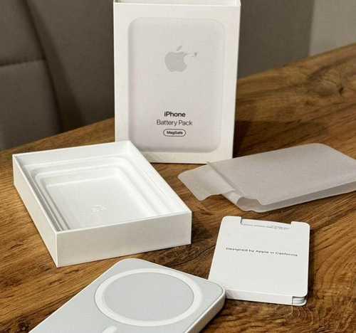 Портативный аккумулятор MagSafe Battery Pack
