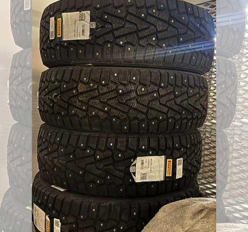 Pirelli Winter Ice Zero 225/60 R18 104T