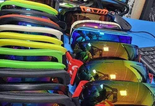 Очки, шлема, балаклавы, лыжи, сноуборды, ботинки