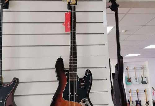 Бас-гитара Fender American Performer Jazz Bass