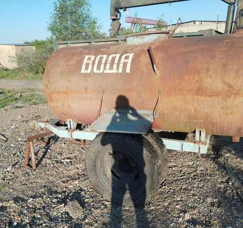 Бочка с прицепом