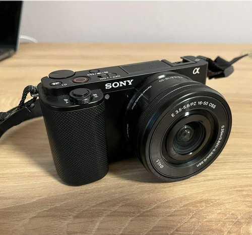 Sony ZV-E10 Kit с обьективом   3 аккума и SD 256gb