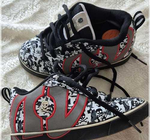 Кроссовки на роликах роликовые heelys