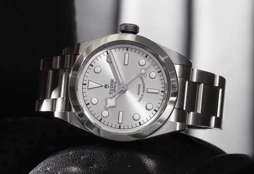 Часы Tudor Black Bay 41 mm M79540-0011