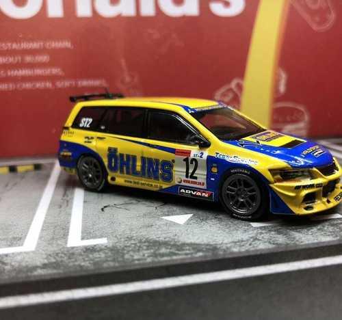 Tarmac Works Misubishi Lancer Evolution Wagon 1:64