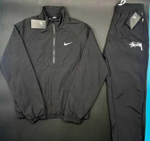 Спортивный костюм Nike