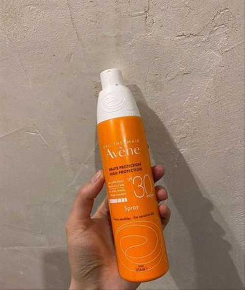 Солнцезащитный спрей Avene spf 30