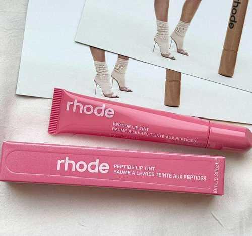 Лимитированный тинт от rhode Peptide Lip Tint