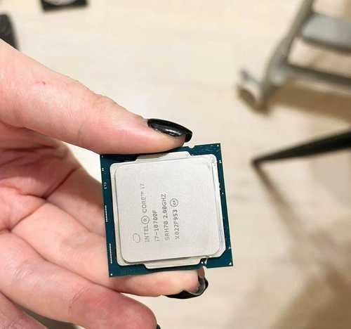 Процессор intel core i7 -10700f   башня охлаждения