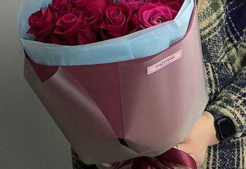Букет из роз в авторской упаковке с доставкой