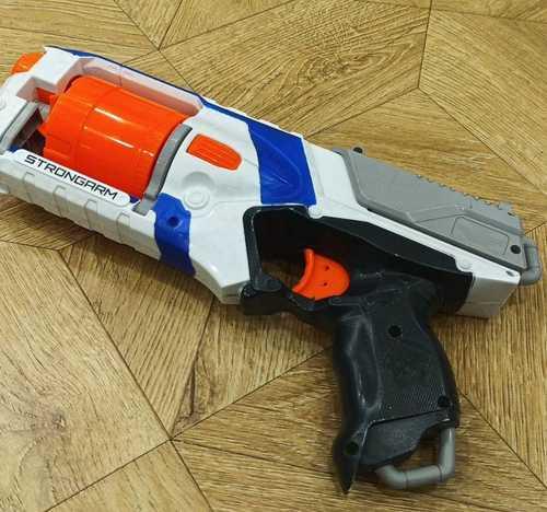 Nerf strongarm