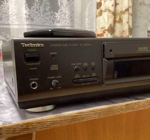 CD плеер Technics SL-PS670A. Германия