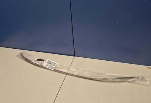 Молдинг лобового стекла Mitsubishi Outlander GF 20