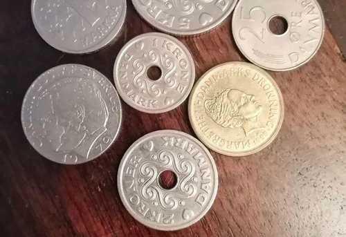 Продам монеты из Скандинавии. Цена за комплект