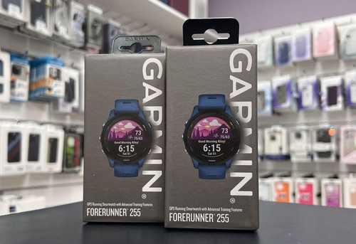 Garmin forerunner 255 с синим ремешком