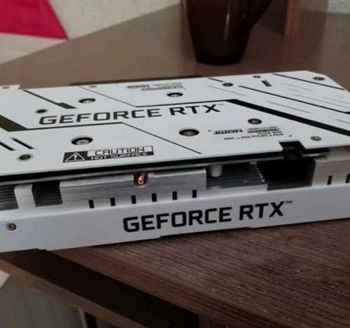 Видеокарта KFA2 GeForce RTX 3050 X White