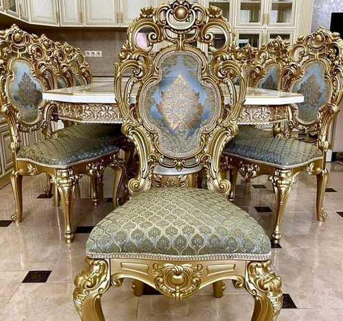 Стол обеденный из масива