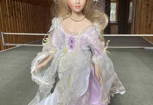 Кукла фарфоровая 30 см