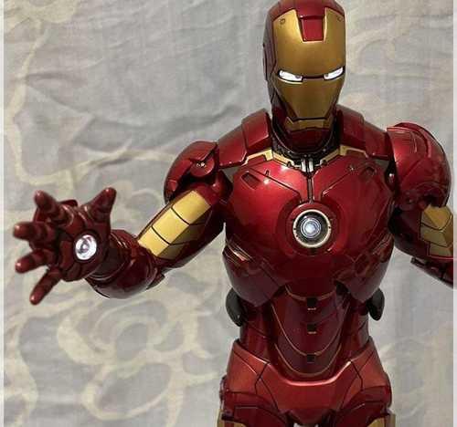 Hot Toys Iron Man 2 Mark IV 1/6 Scale