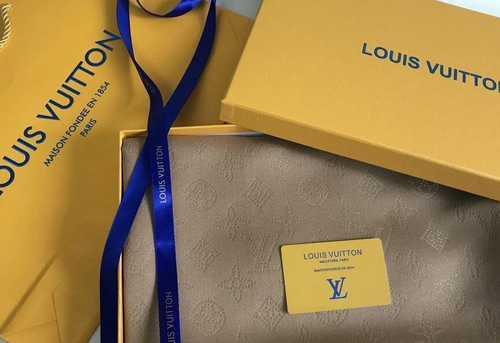 Шаль 140 x 140 Louis Vuitton новая в коробке