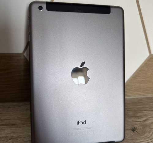 iPad mini 2 (16gb)