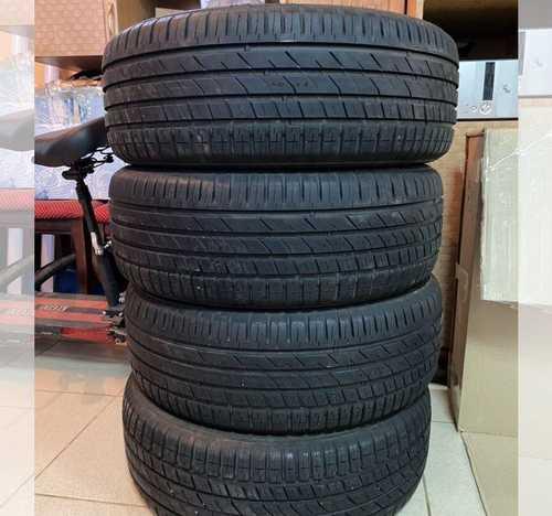 Ikon Tyres Nordman SX3 215/60 R16 99H