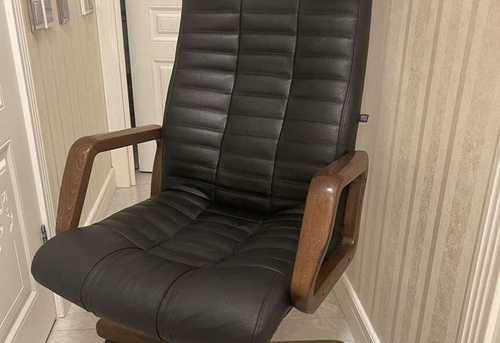 Компьютерное кресло натуральная кожа