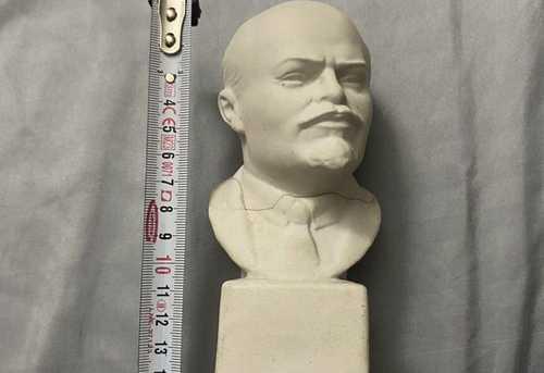 Фарфоровая статуэтка Ленин