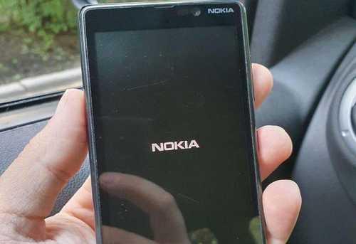 Nokia Lumia 820 с подарком