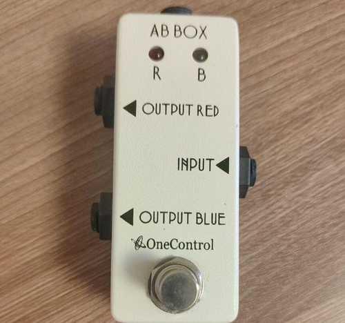 One Control AB BOX, сплиттер гитарного сигнала