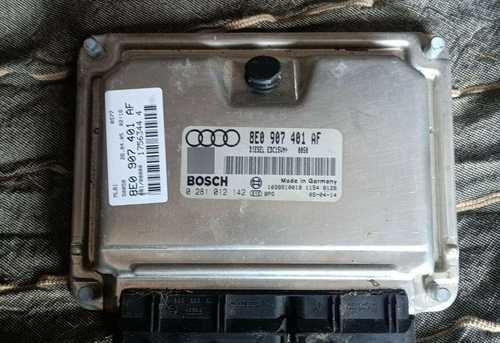 Блок управления двигателем Audi A4 (B7) 2.5 8E0907