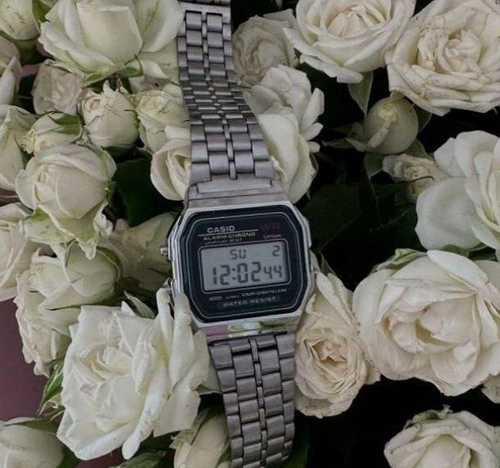 Мужские часы Casio новые