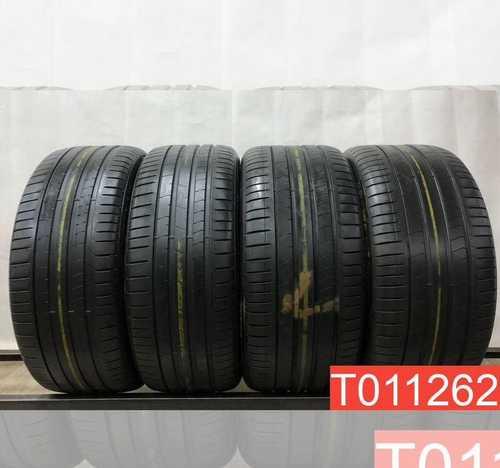 Pirelli P Zero PZ4 315/35 R21 и 275/40 R21 111Y