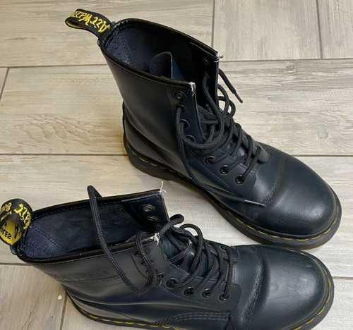 Женские ботинки Dr Martens